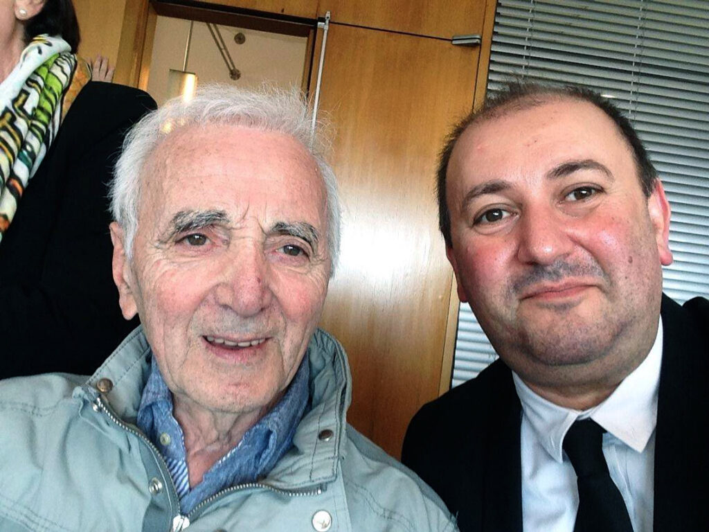 Charles Aznavour - Fellini Magazine